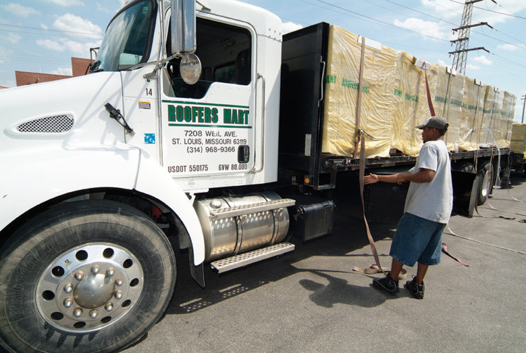 Commercial Roofing Delivery – Roofers Mart Delivers On Time