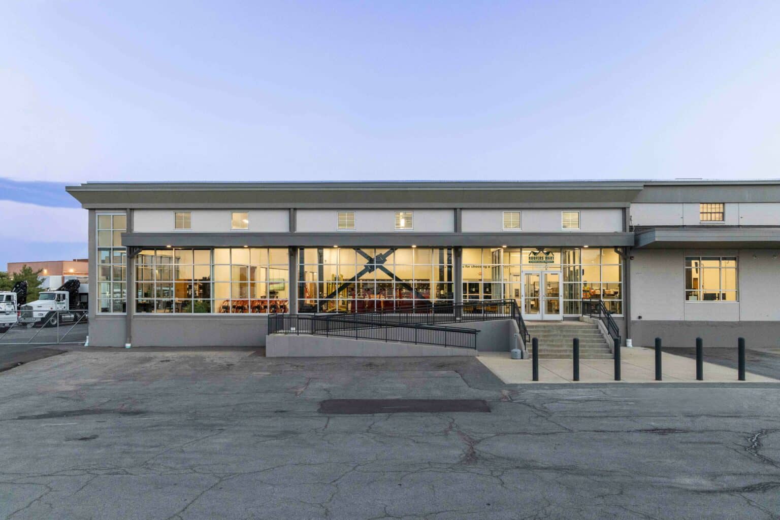 CertainTeed Grand Manor Luxury Fiberglass Asphalt Shingles - Roofers Mart